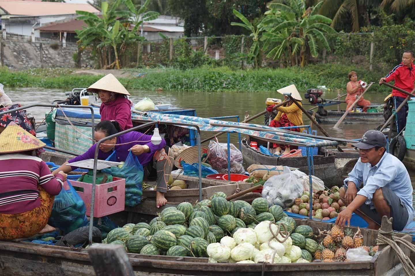 Top 5 Must-Visit Floating Markets in Vietnam｜