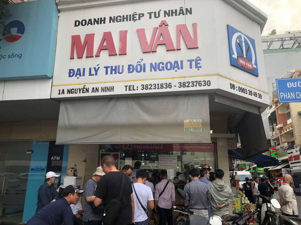 Complete Guide to Money Exchange in Saigon: Tips & Best Places｜